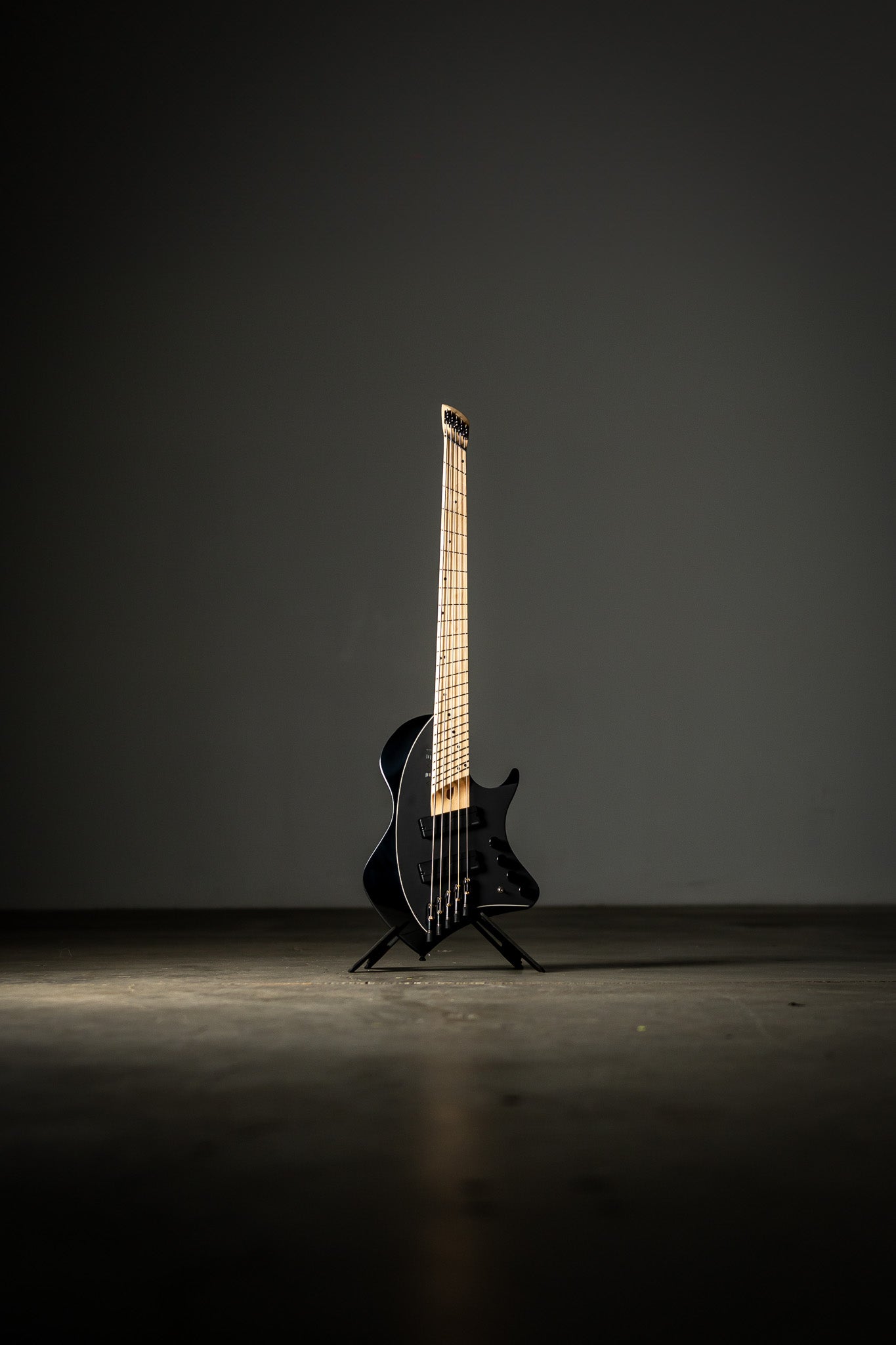 Larada 5 Bass // Master Series // Black [2024] - Abasi Concepts LLC
